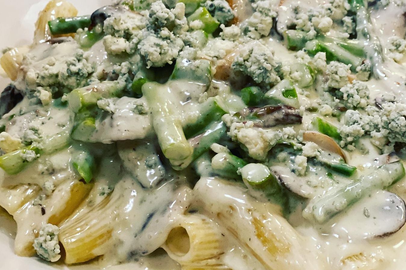 Park Ridge Insider: Lida Bunting on dinner at Cucina Biagio, holiday ...